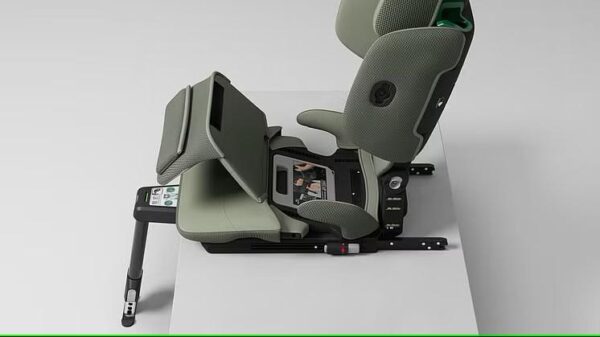 Axkid launches UK's first groundbreaking high-back booster seat